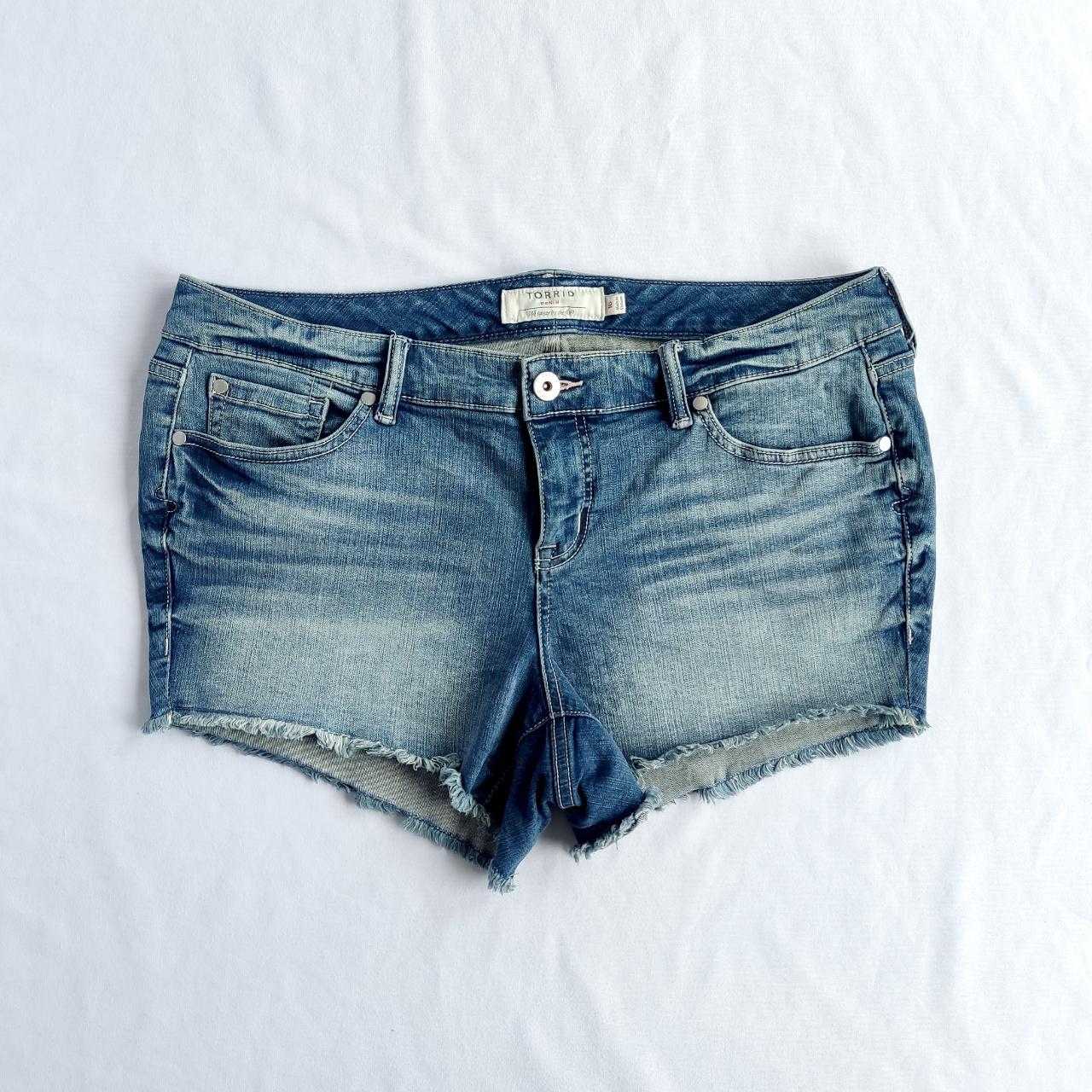 Torrid Denim Stonewashed Frayed Shorts Plus Size 16... - Depop