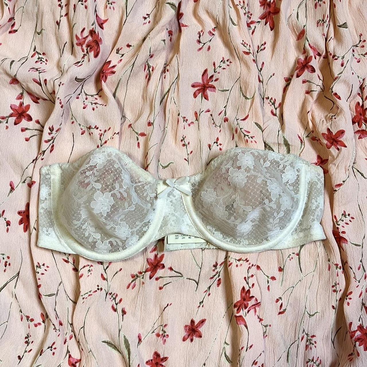 Vintage strapless lace bra Vasarette brand, “div of... - Depop