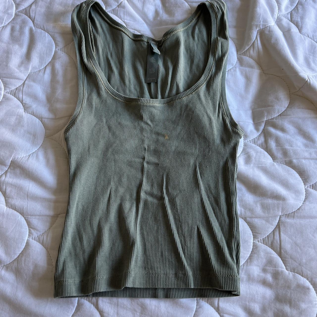 Skims green tank Small stain on front Size small - Depop