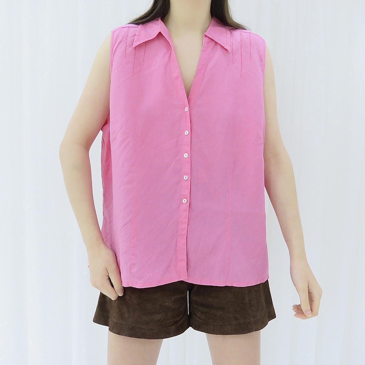 1990s VINTAGE pink shirt. Vintage pink blouse.... - Depop