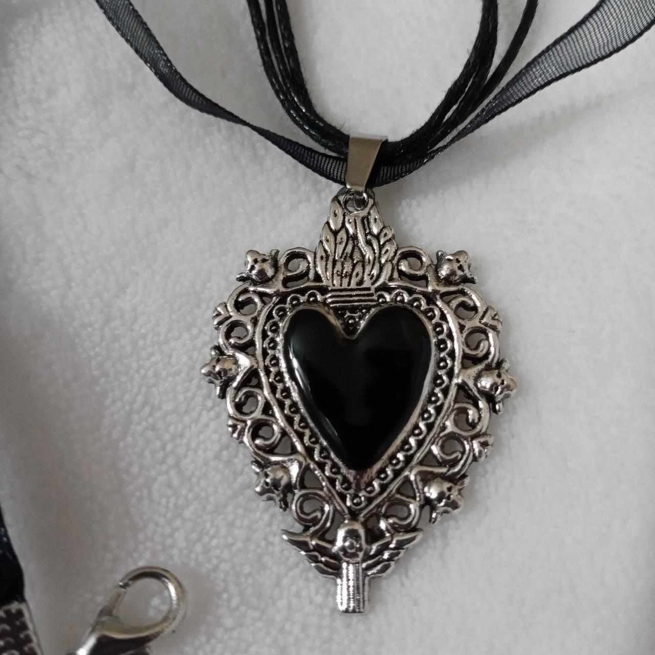 Victorian gothic vintage black heart necklace... - Depop