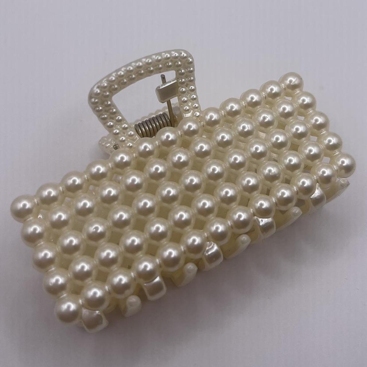 Hallie Clip 🖤 2.5 inch claw clips 🖤 white plastic... - Depop