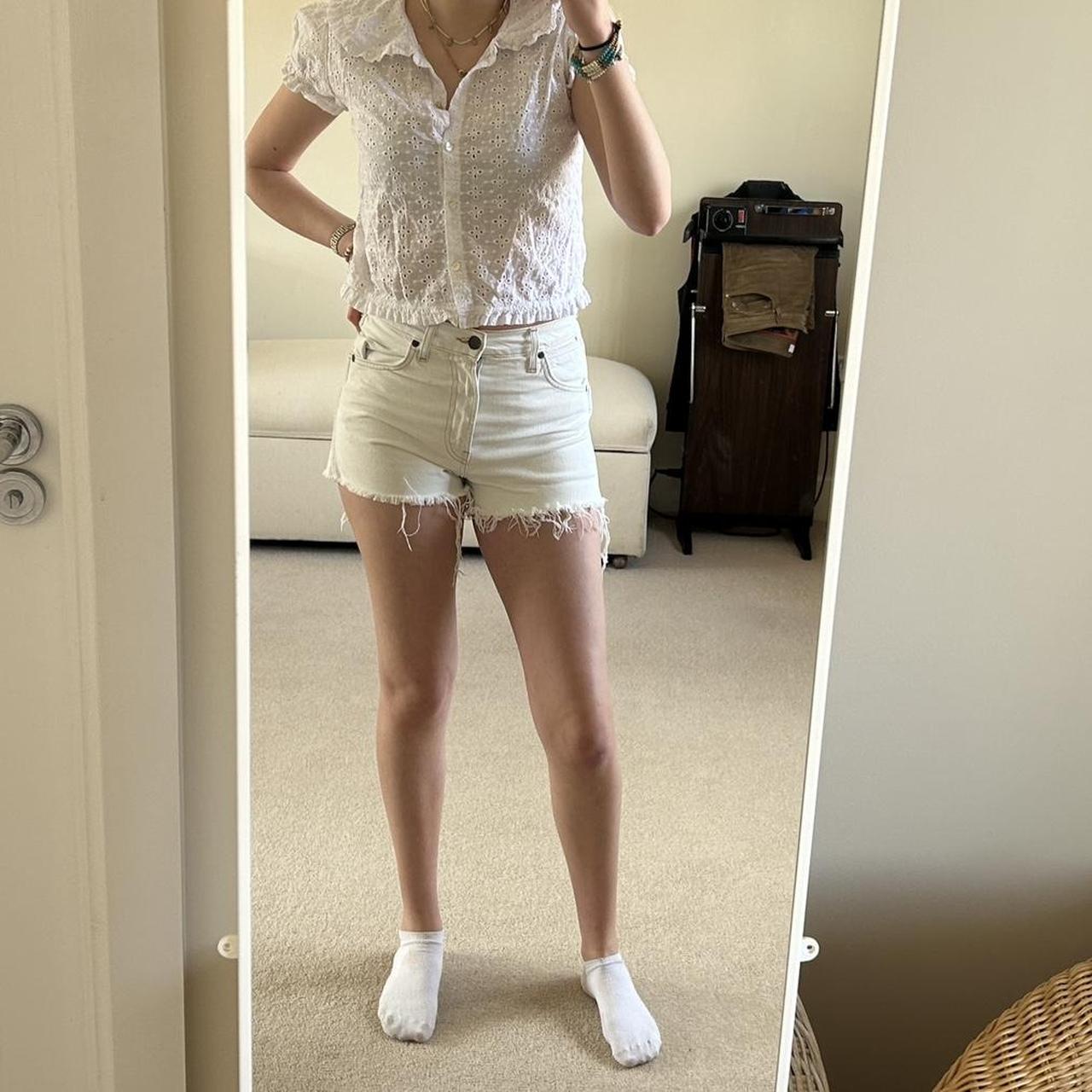 white denim shorts model height: 5’7 model size:... - Depop