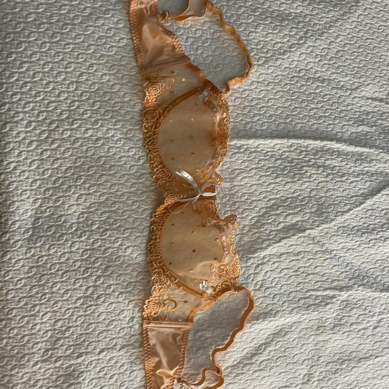 NWT Jezebel Peach Lace Bra FREE SHIPPING Size... - Depop