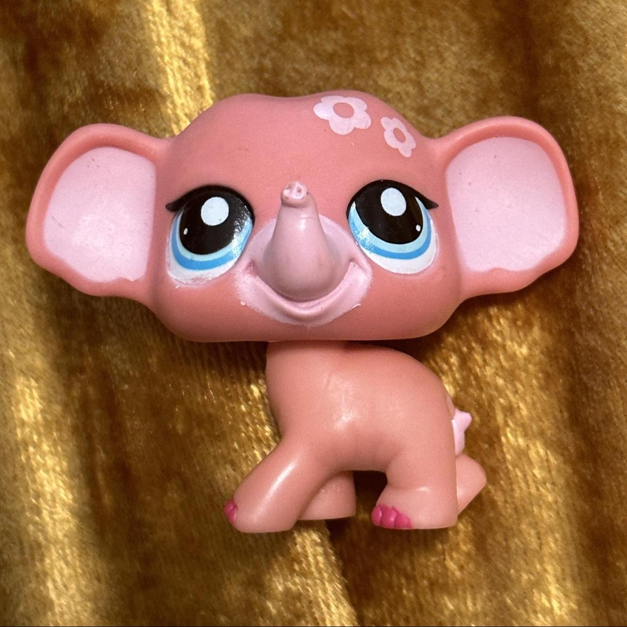 Lps Elephant #1809 #lps #littlestpetshop #lpselephant - Depop