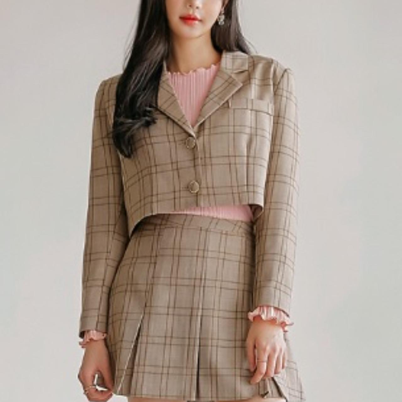 Codibook Mello Brown Plaid Blazer Jacket Mello... | Depop