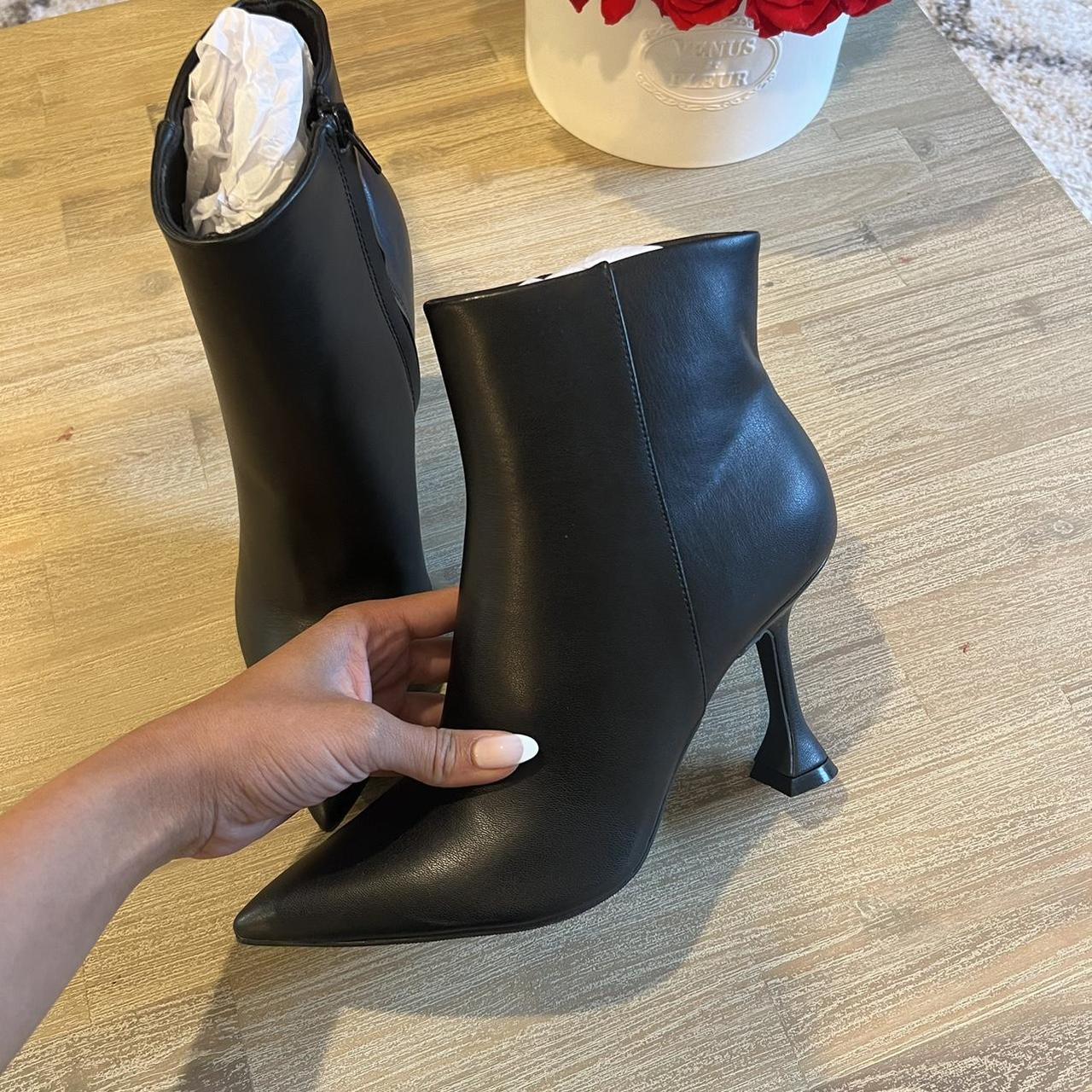 Open Edit Women's Black Boots | Depop