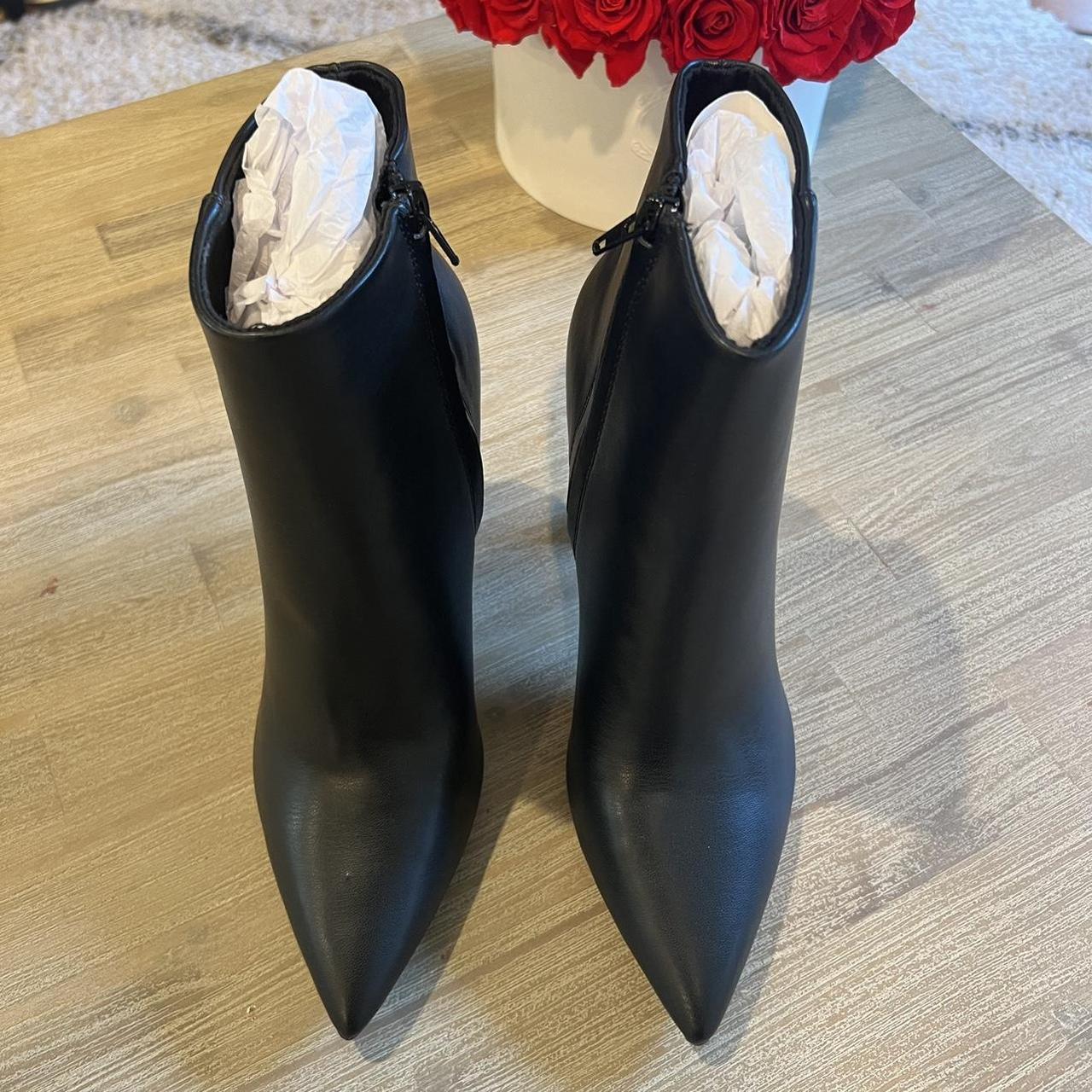 Open Edit Women's Black Boots | Depop
