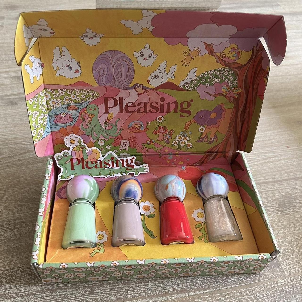 Pleasing Women's Accessory | Depop