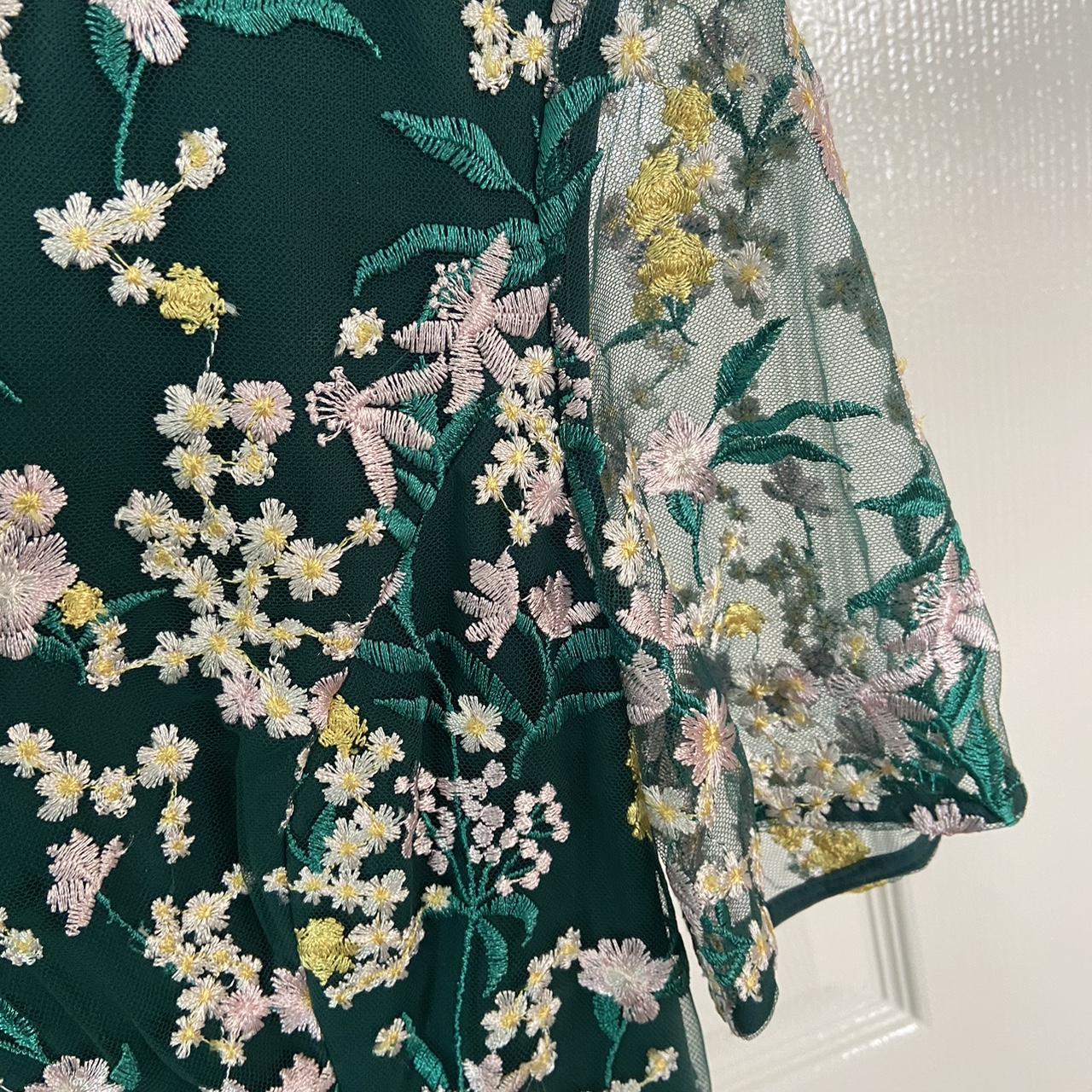 Phase Eight Green Midi Occasion dress size 10, V... - Depop