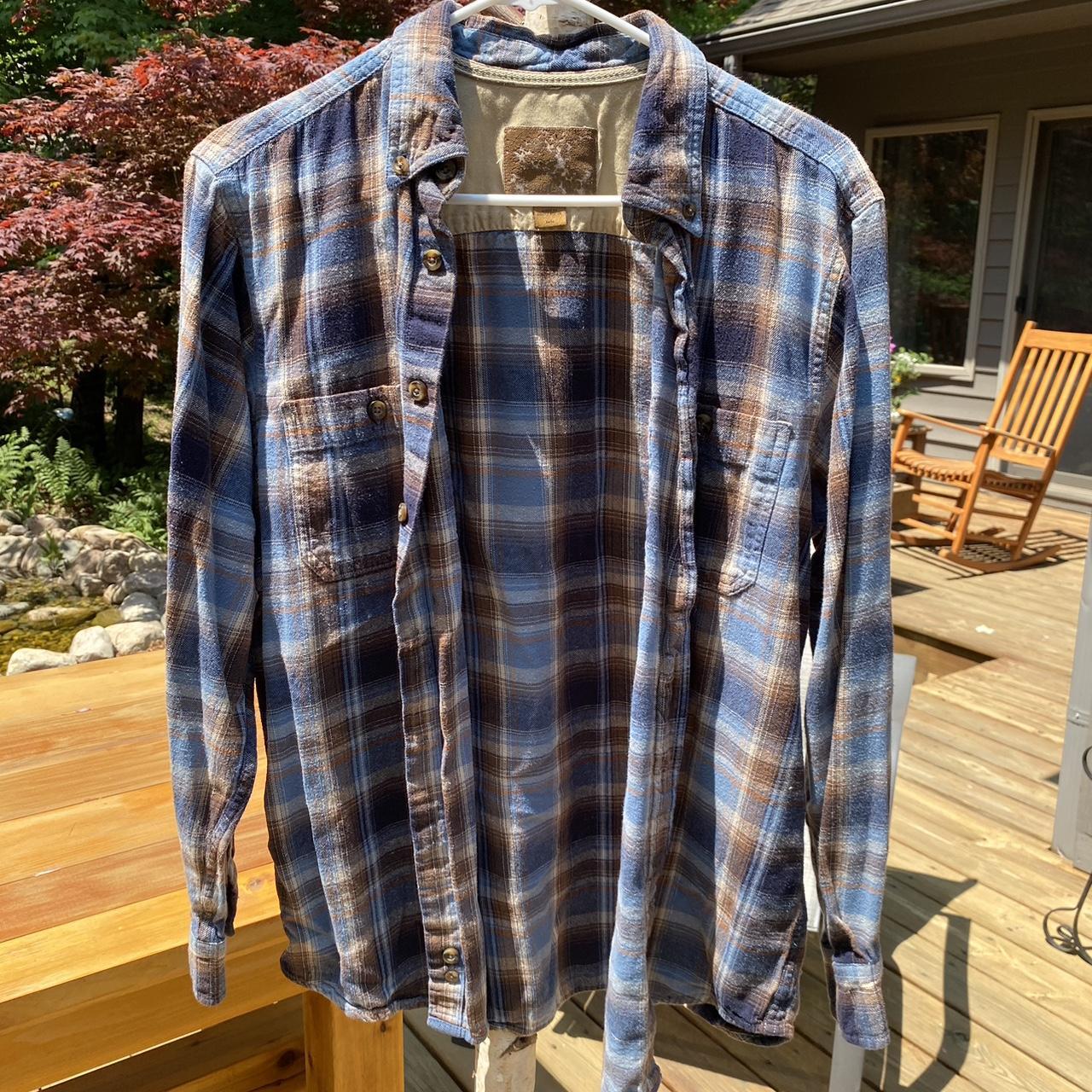 unknown brand cozy flannel. perfect for layering.... - Depop