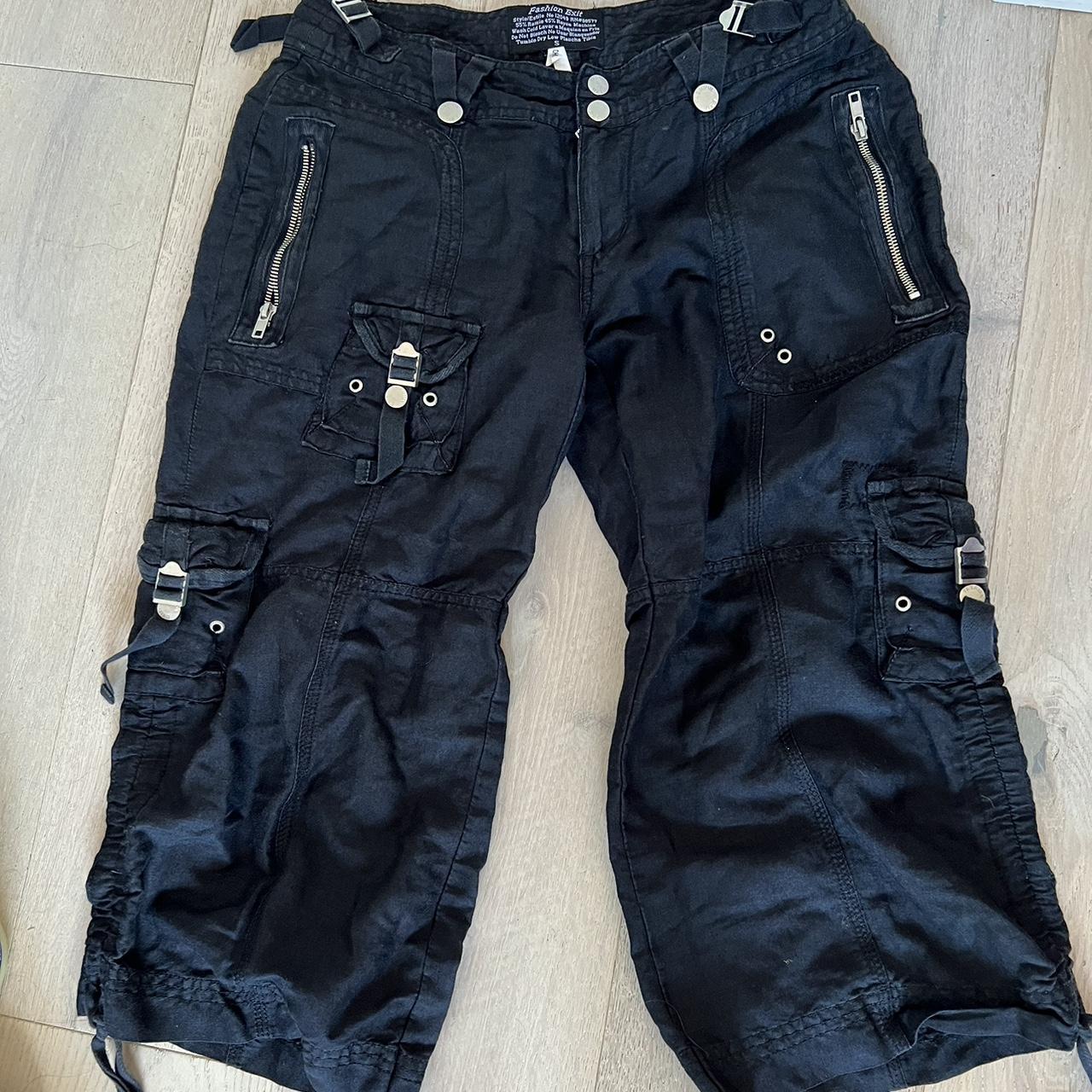 bought these pants on depop and they didn’t fit... - Depop