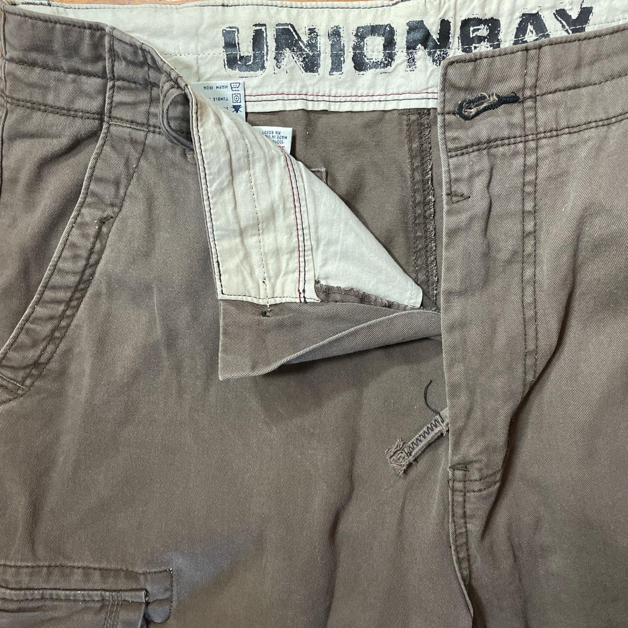 2000S UNION BAY FADED BROWN CARGO PANTS ① relaxed... - Depop