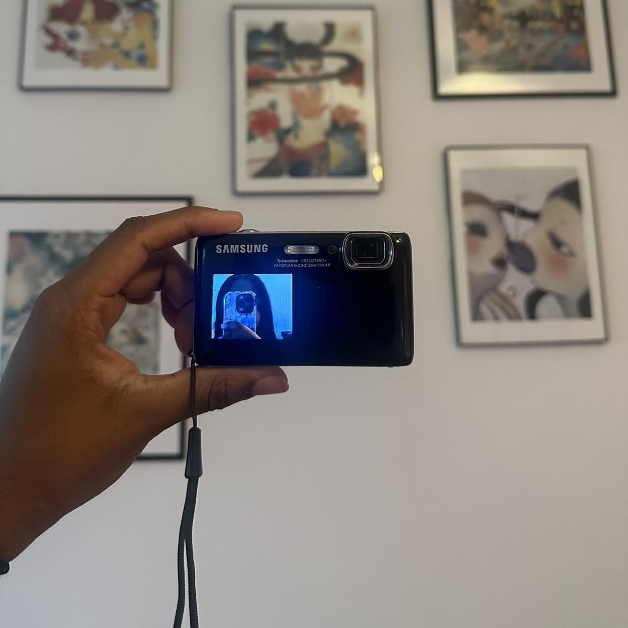 RELISTED Samsung dual view ST100 with 14.2... - Depop