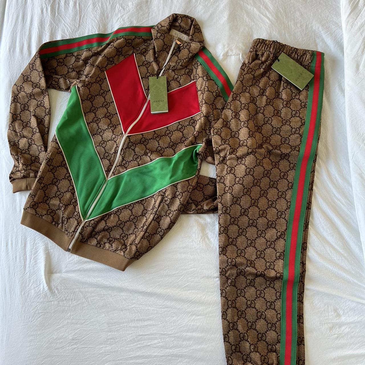 Gucci track suit Size L New with tags - Depop