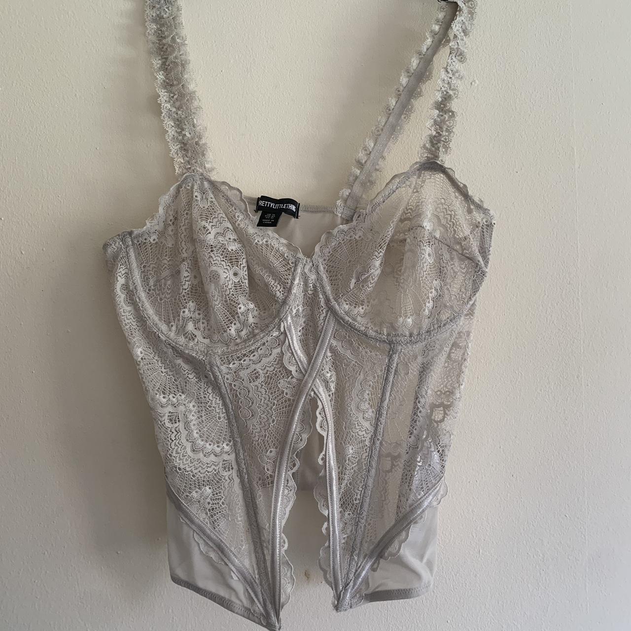 Gorgeous stone fitted plt lace corset Only worn... - Depop