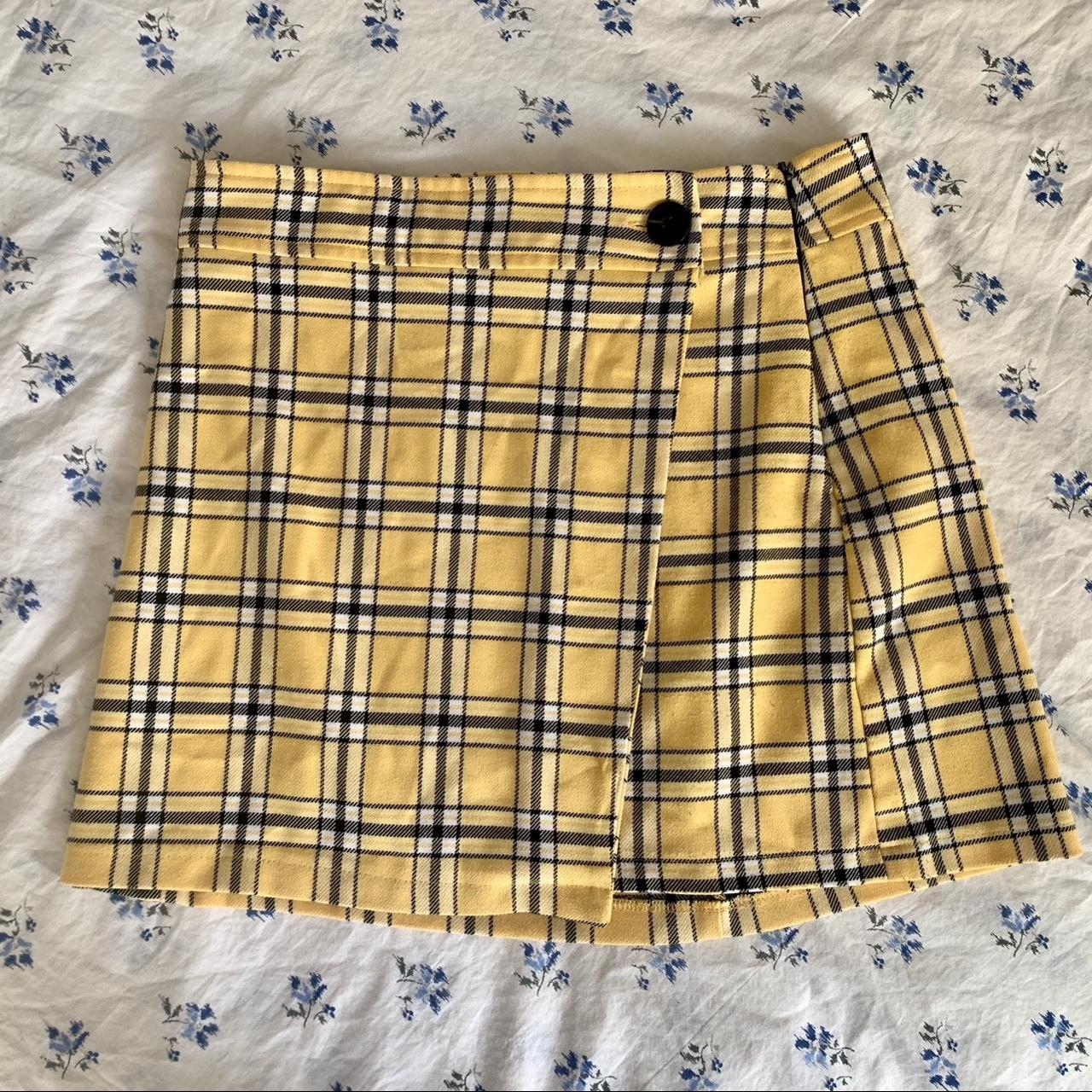 cutest little yellow plaid mini skirt. would fit... - Depop