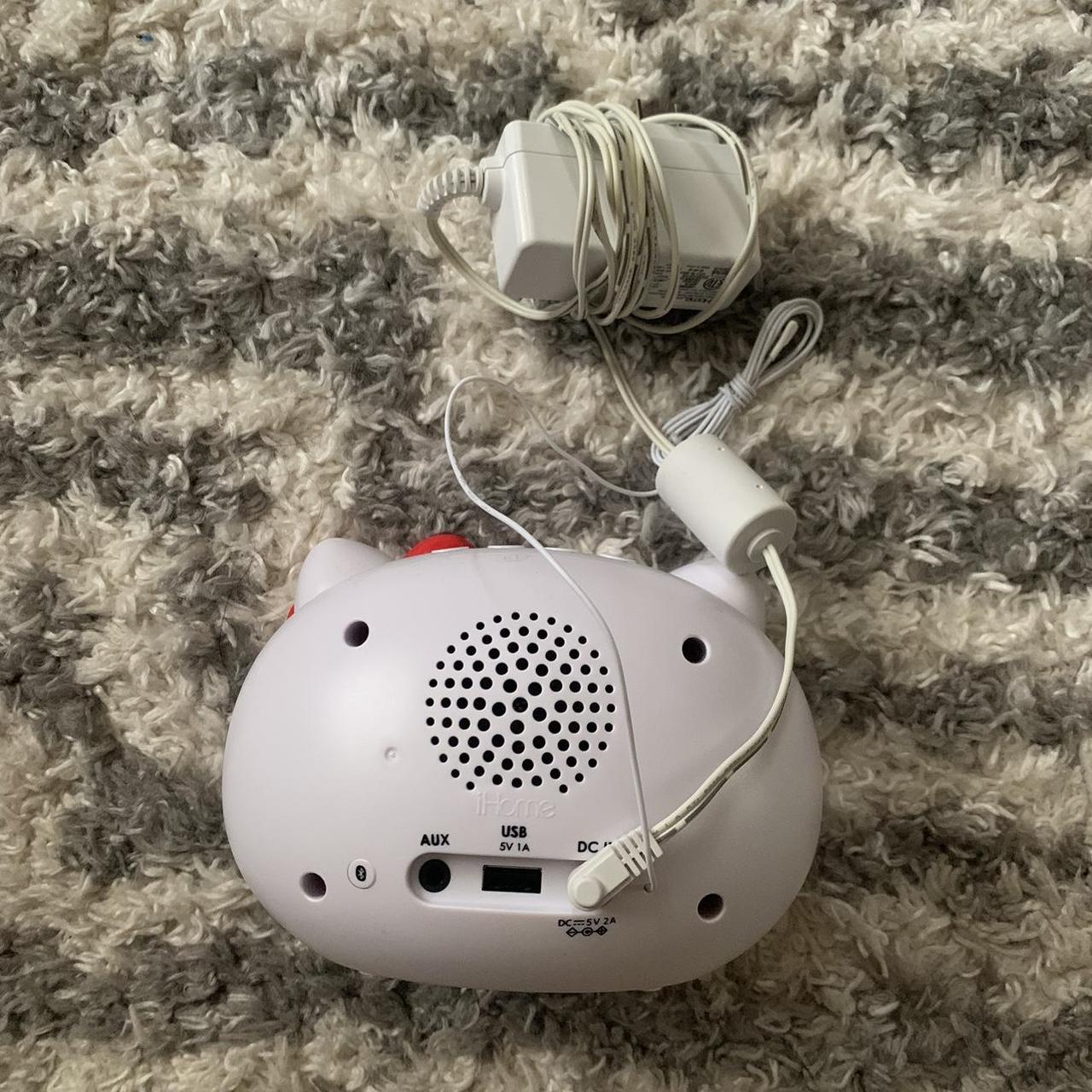 HELLO KITTY ihome clock&radio - no info... - Depop