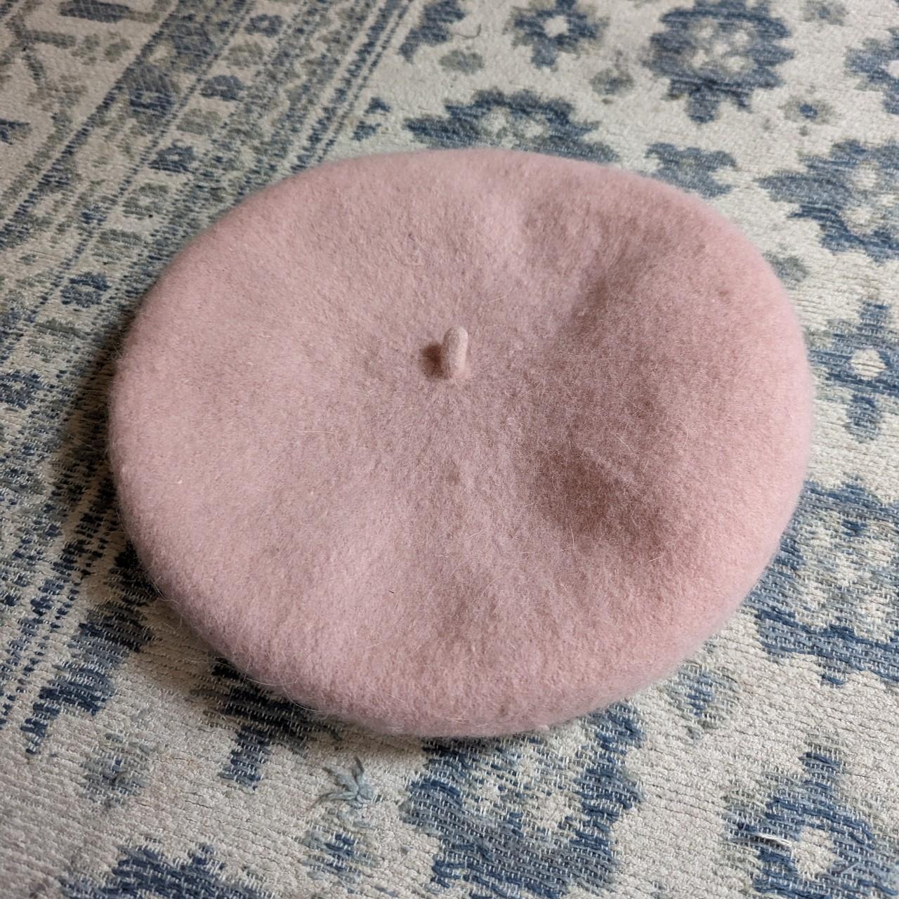 Light pink beret Very cute and can stretch to your... - Depop