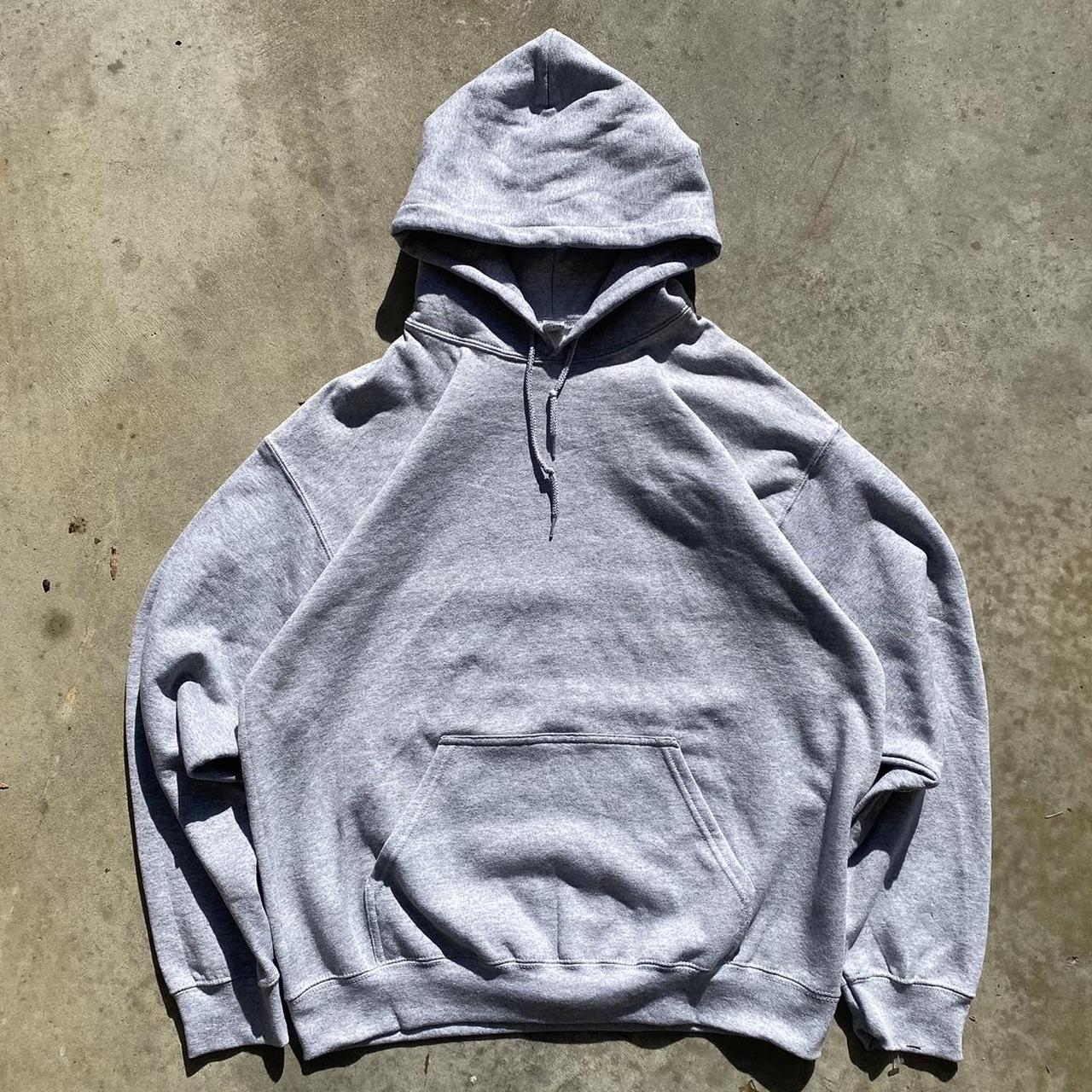 Heavyweight grey Gildan hoodie size L Perfect... - Depop