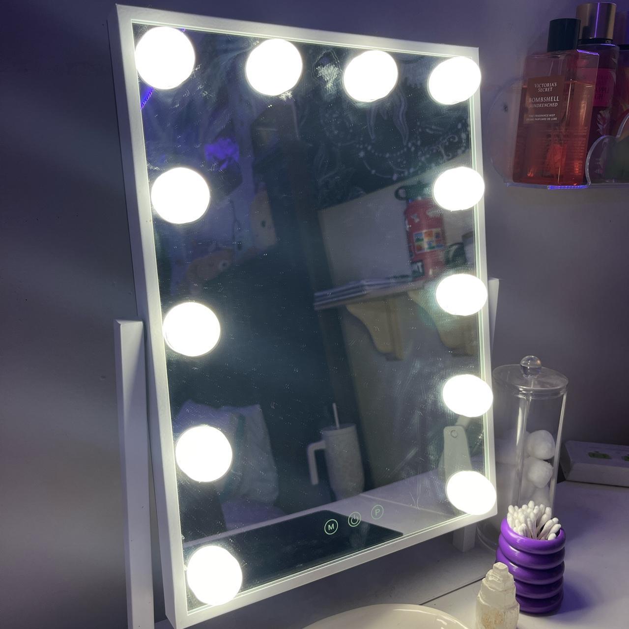 led bulb light mirror. i bought a year ago and am... - Depop