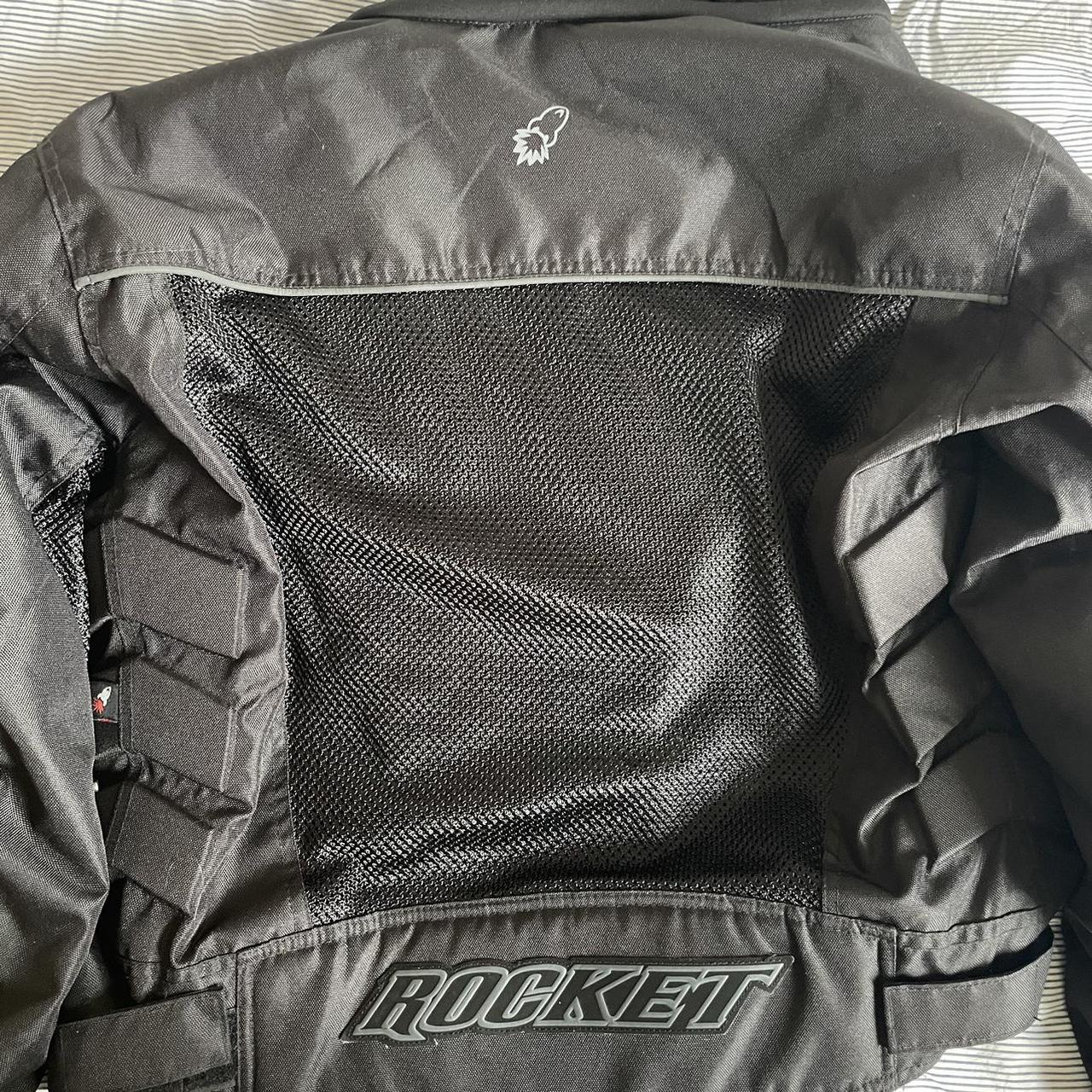 Small black Joe Rocket motorcycle jacket with padding - Depop