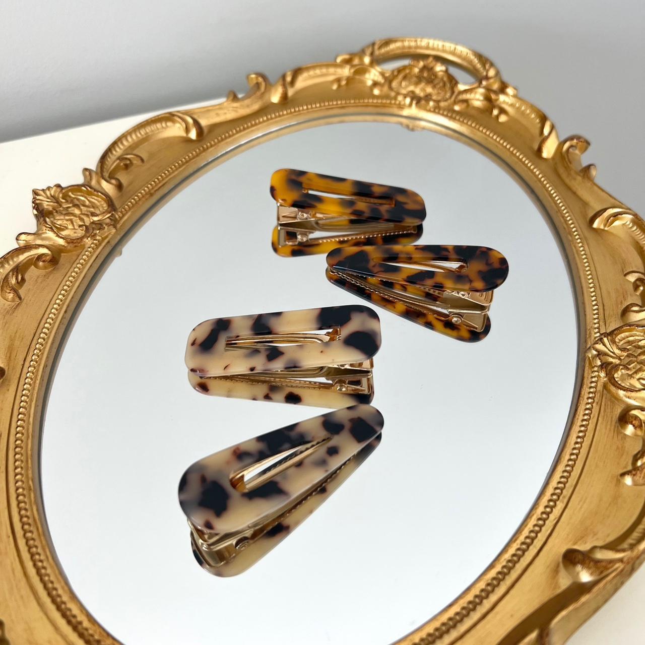 2 sets of tortoise hair clips, 4 clips in total!... - Depop