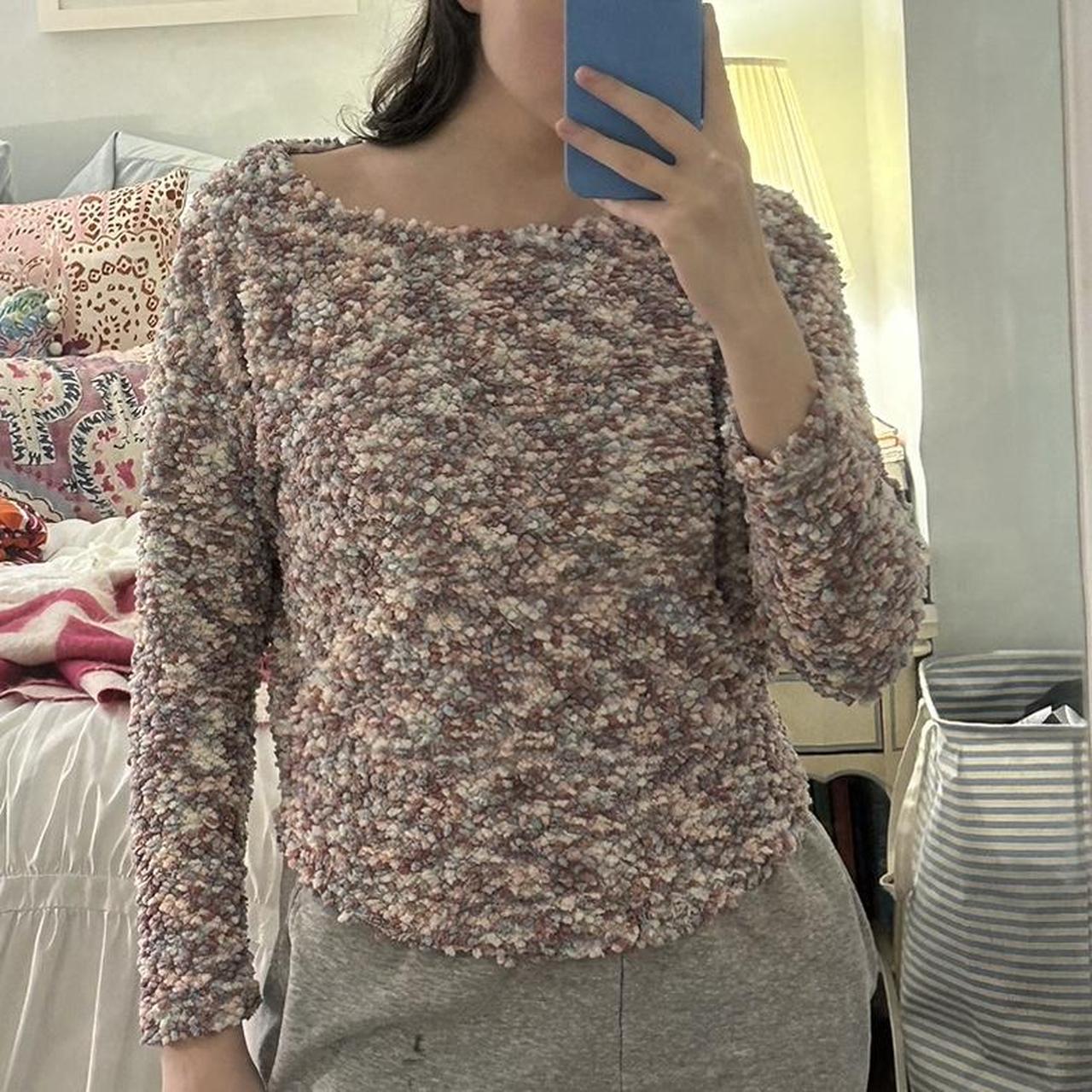 Soft and cozy sweater from Anthropologie :) - Depop