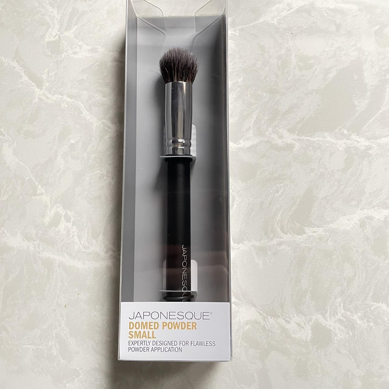 Japonesque domed small powder brush New never... - Depop