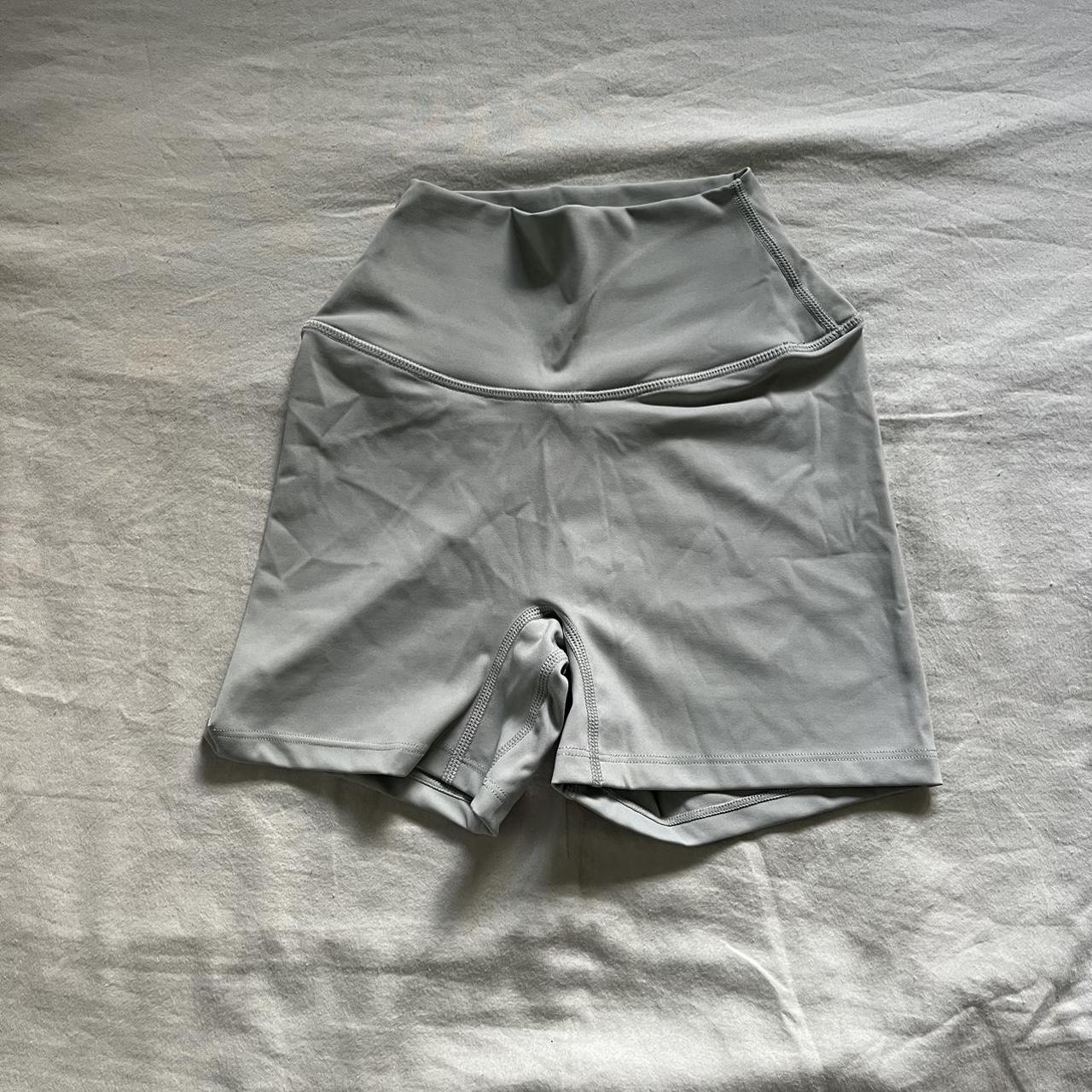 crop shop boutique shorts! Size xs in the length... - Depop