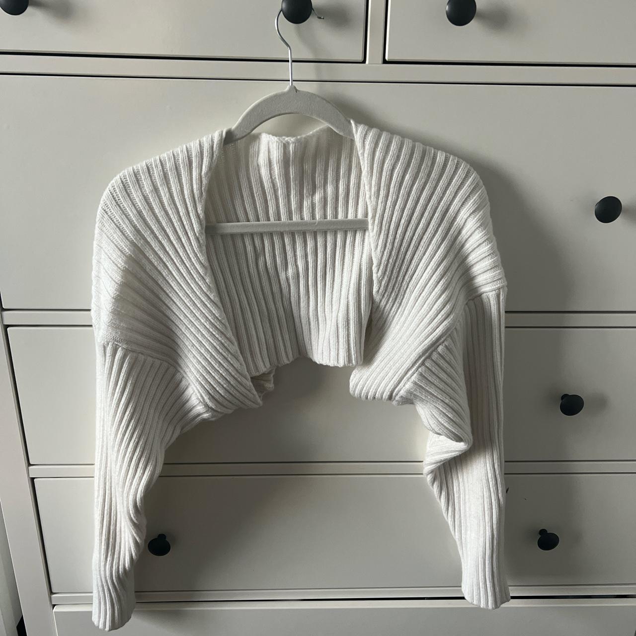 Banana Republic white bolero shrug, perfect for... - Depop