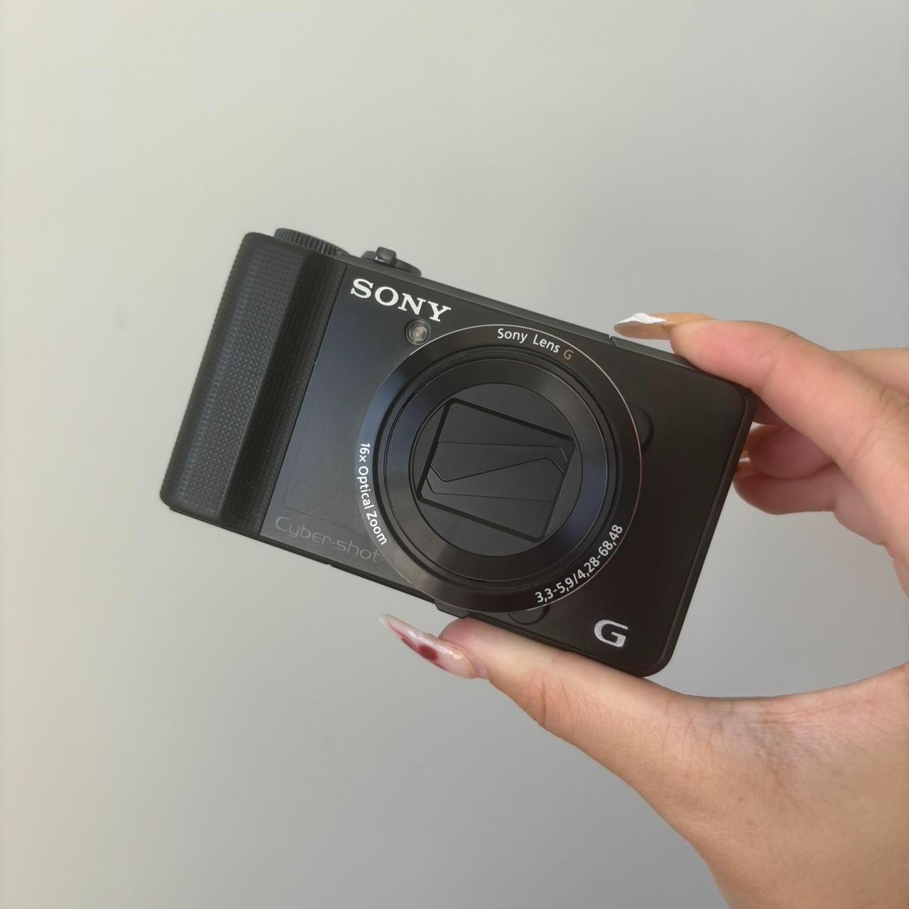 Sony Cybershot Digital Camera in black 🎞️📷 DSC HX9V... - Depop