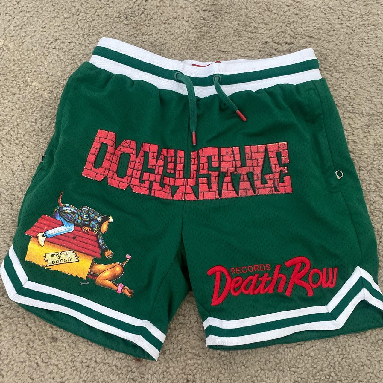 Death row records shorts men’s small great condition - Depop