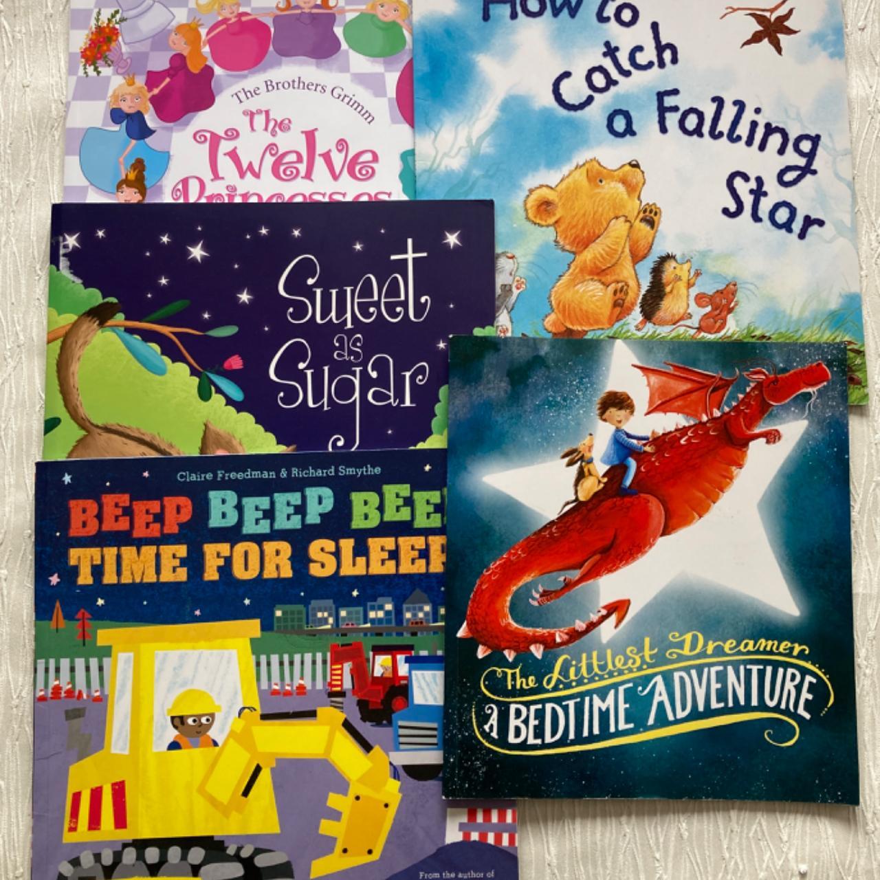 Bundle of Young Kids Books Total of 5 large... - Depop