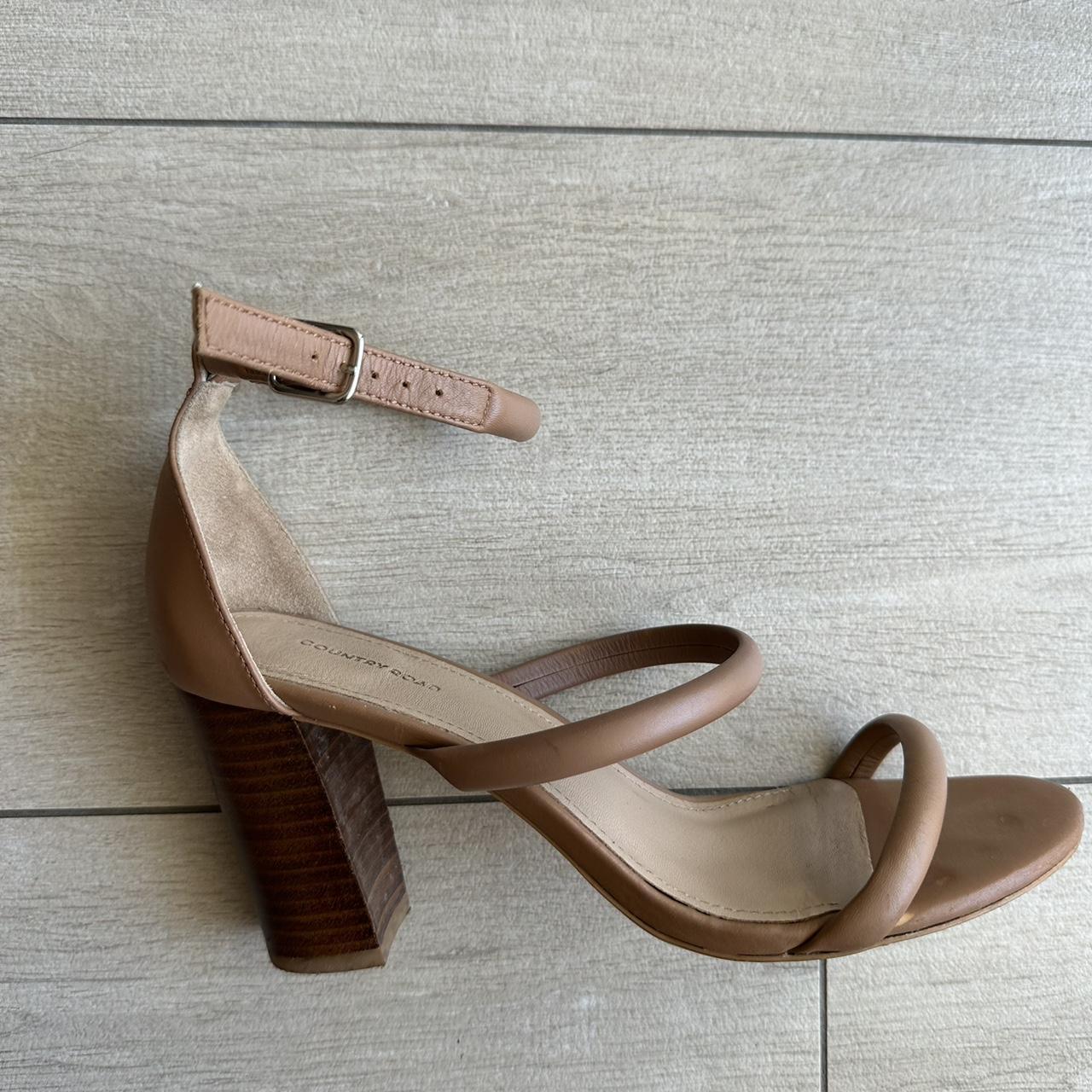 Country road sandal heels Size 8 Comfy, easy to... - Depop