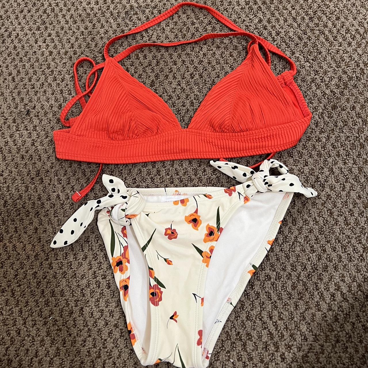 Target Brand Swimsuit Set VERY FLATTERING Size:... - Depop