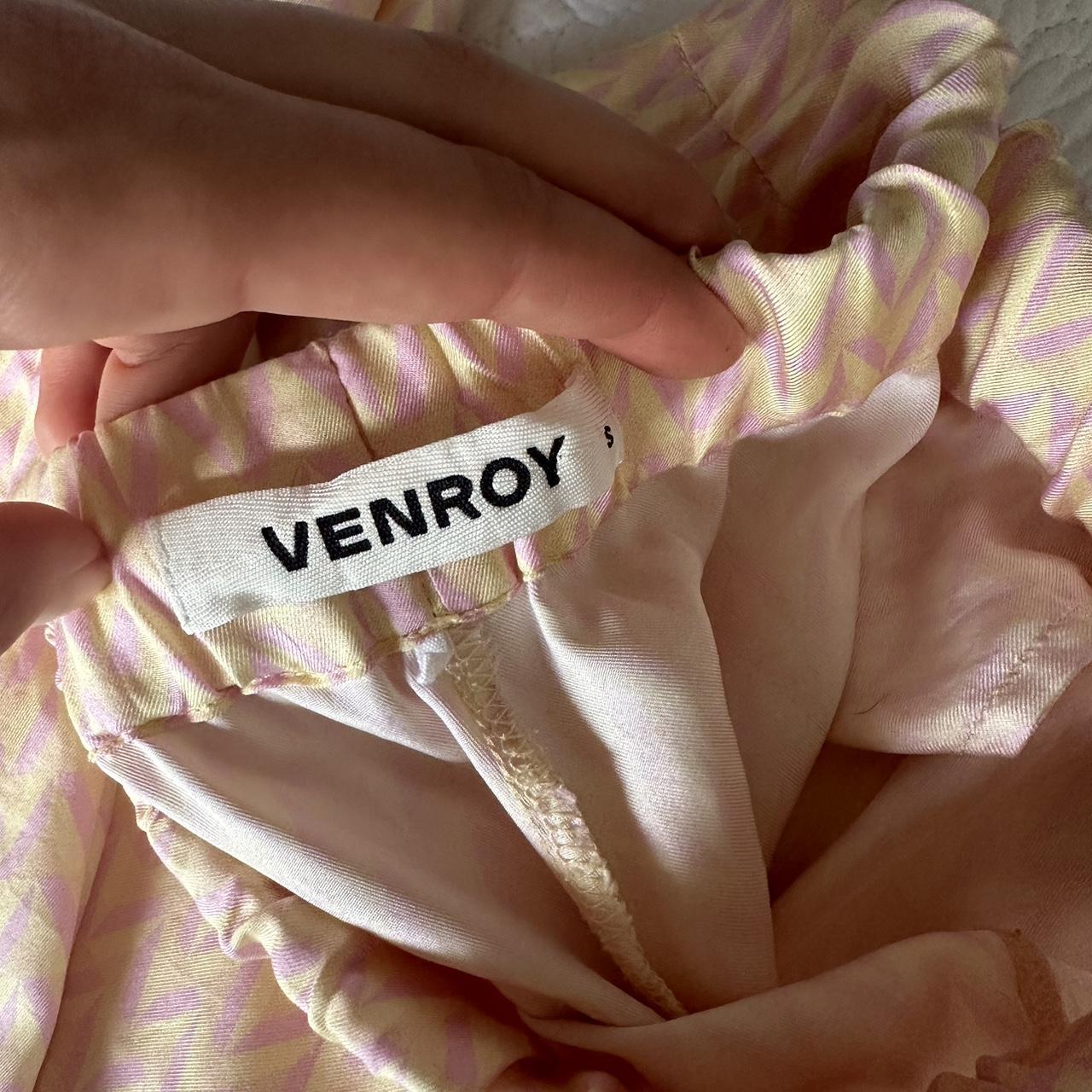 Venroy Silk Set V monogram print in yellow/pink... - Depop