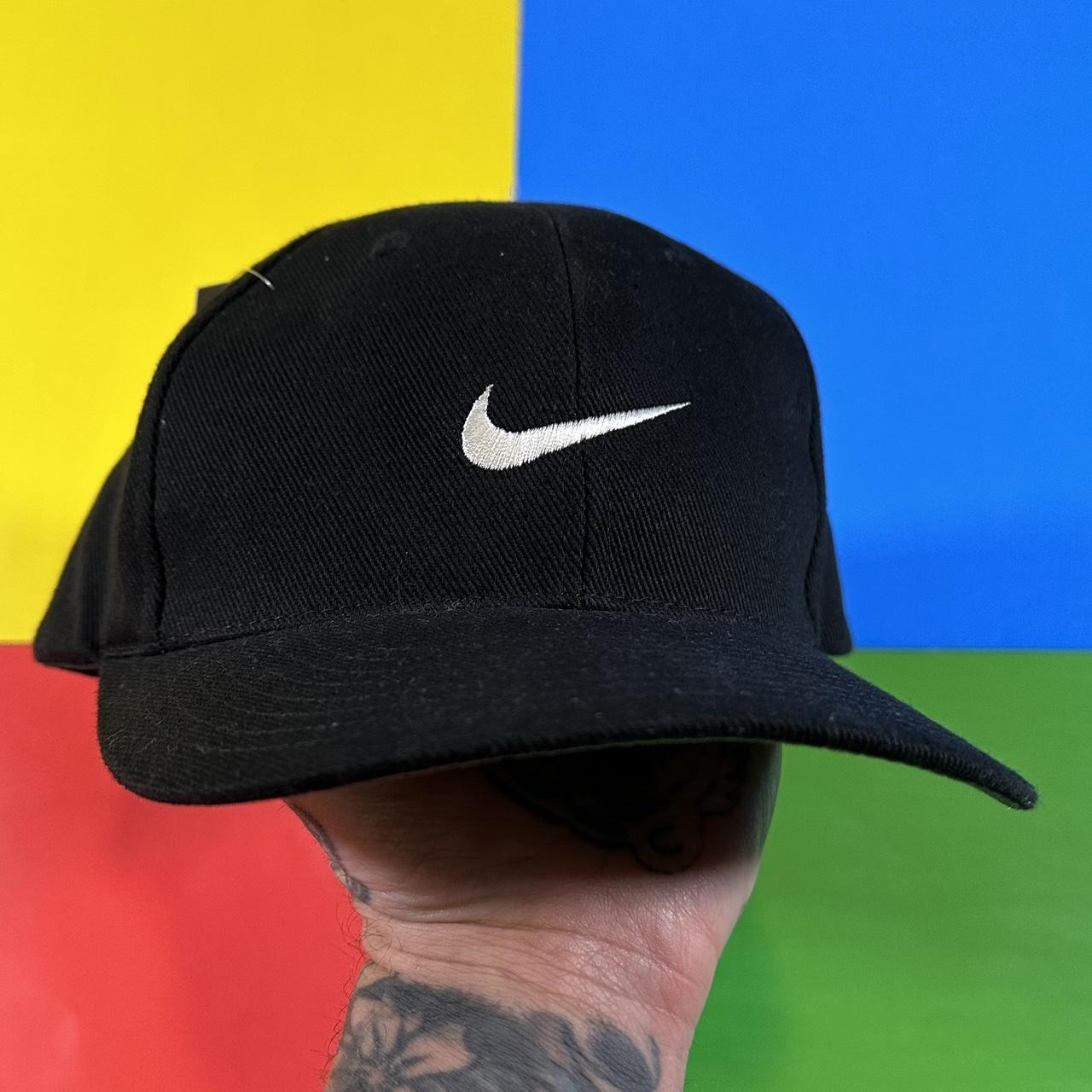 Nike Men's Black and White Hat | Depop