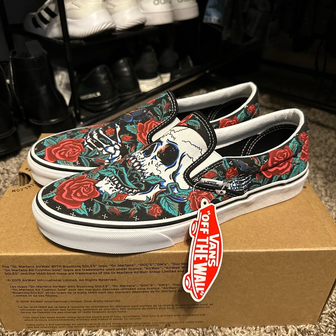 VANS ROSE SKULLS MENS SLIP ONS (NO BOX) MENS... - Depop