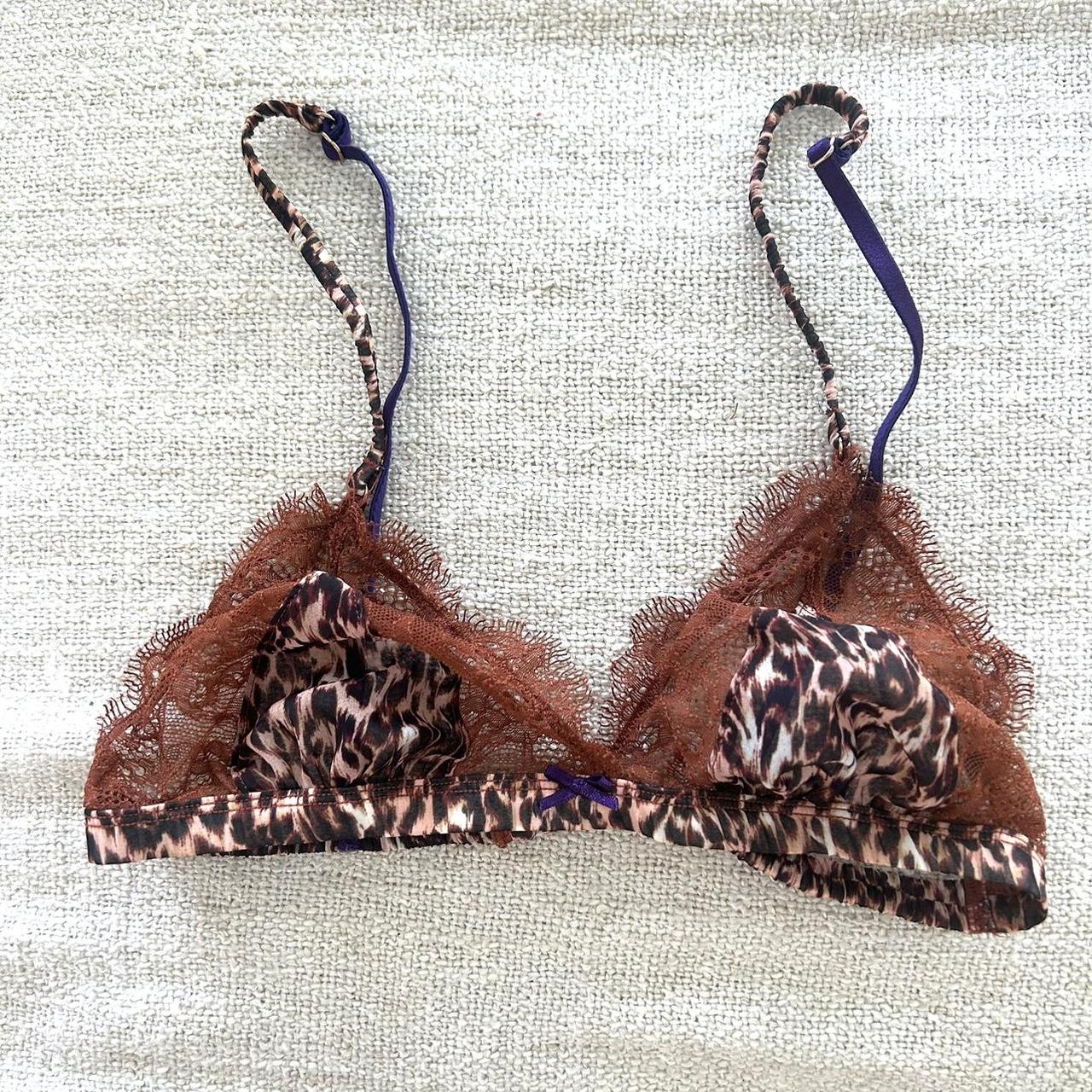 ELLE MACPHERSON Leopard print bralette. Super cute... - Depop
