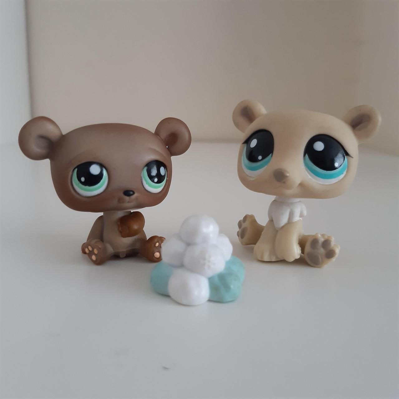 Littlest pet shop bears (1000, 1001). Please message... - Depop