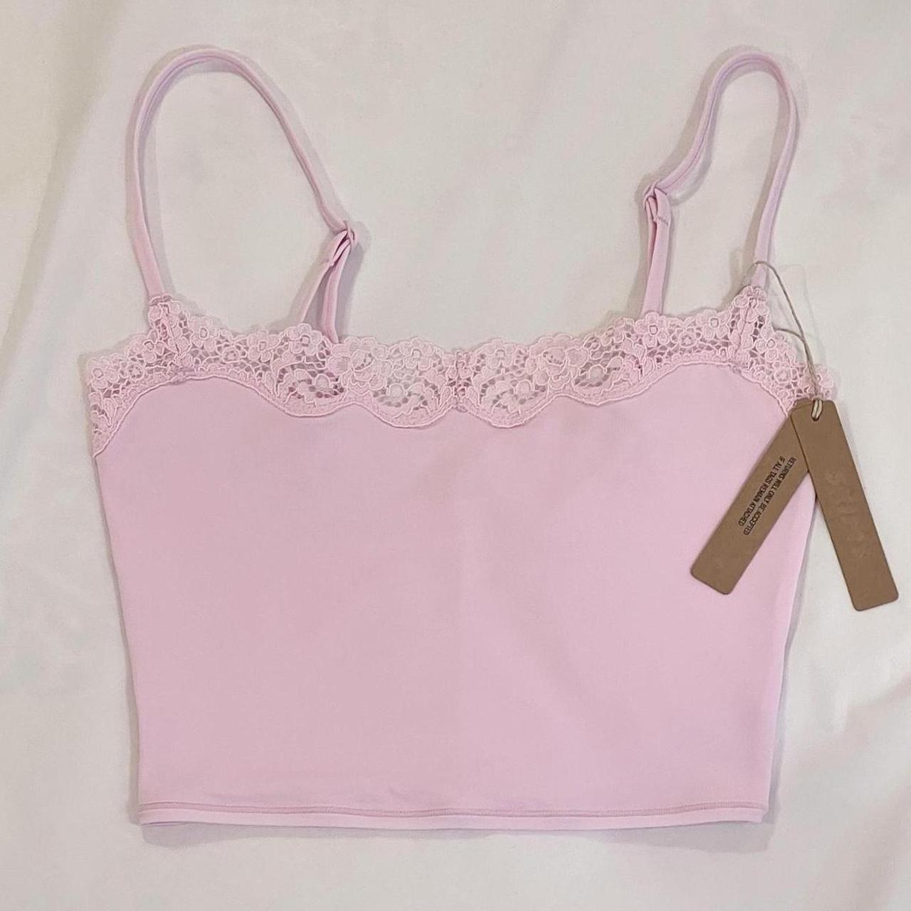 Skims Women's Pink Crop-top | Depop