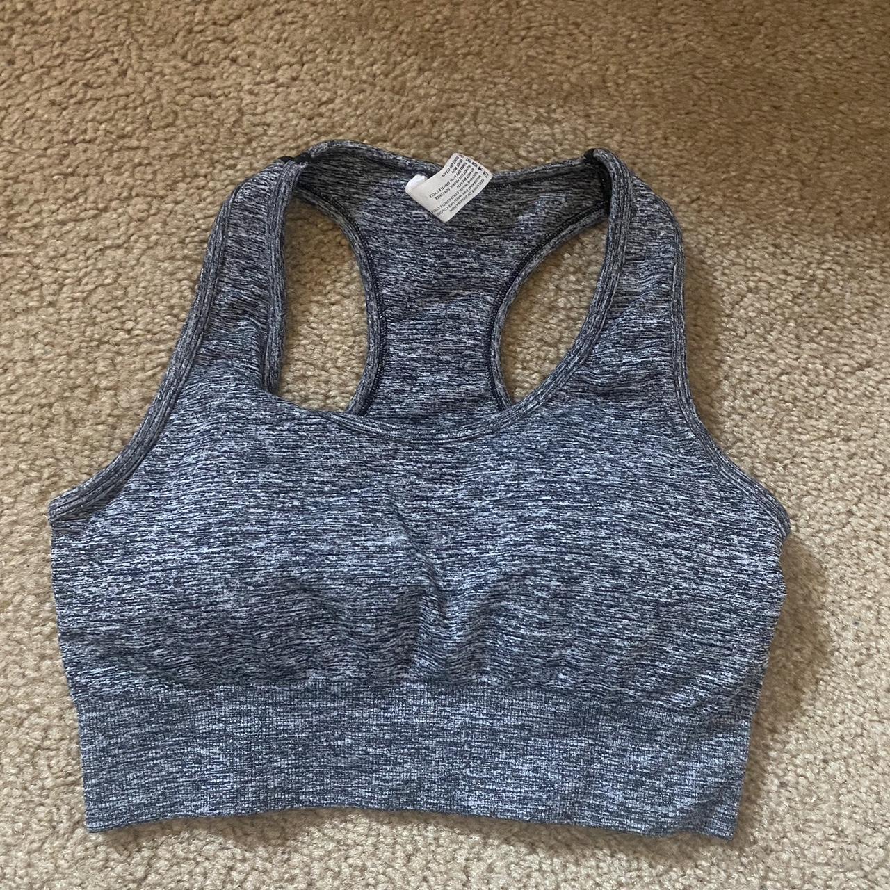 90 degree padded sports bra lightly used - Depop