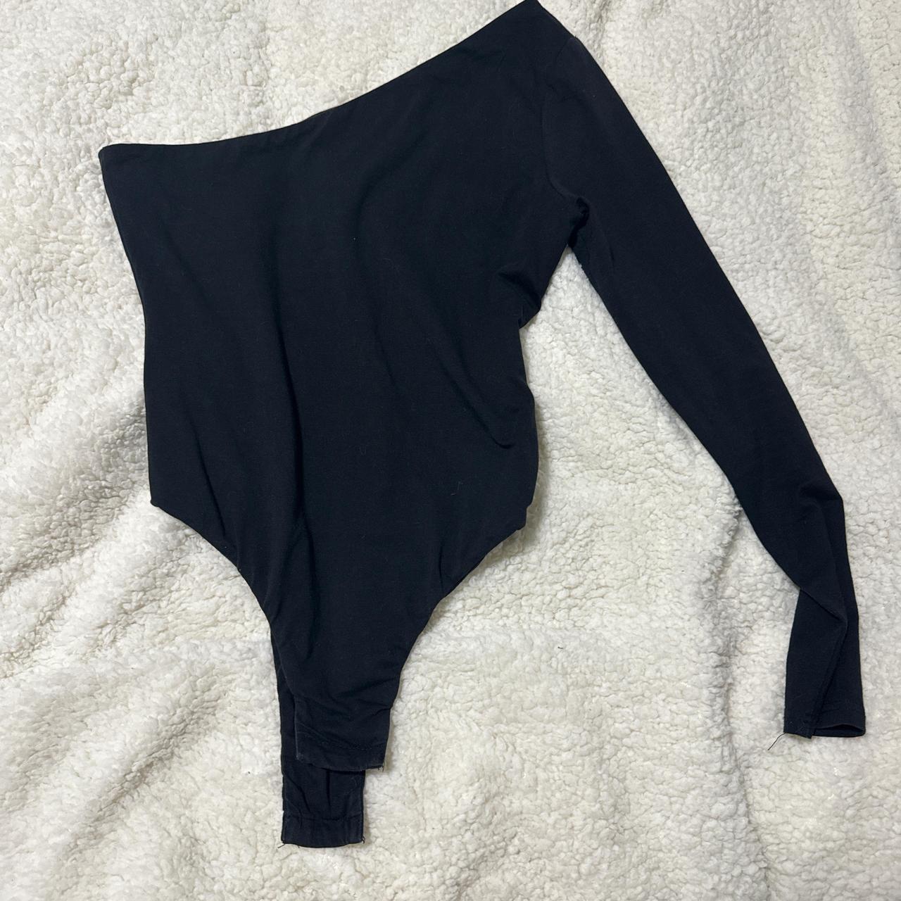 one shoulder bodysuit - Depop