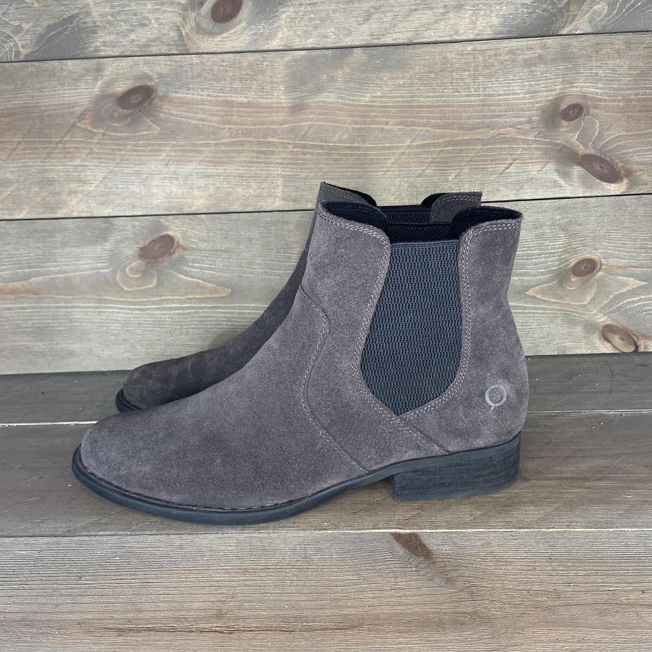 Born breason suede Chelsea ankle boots Womens size... - Depop