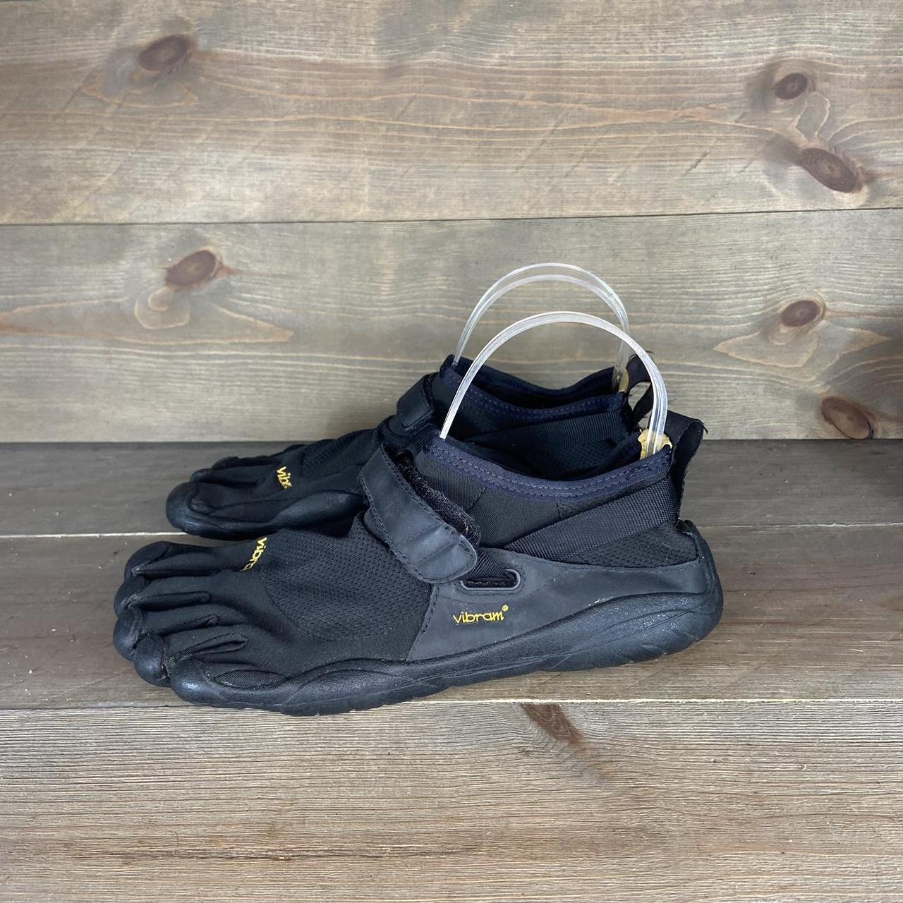 Vibram five fingers KSO Womens size 40 shoes black... - Depop