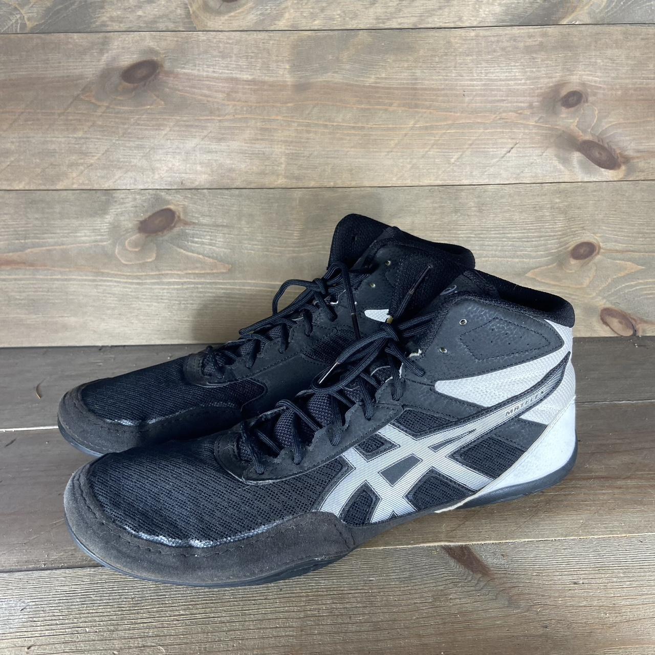 ASICS matflex 6 Mens size 12 wrestling shoes black... | Depop