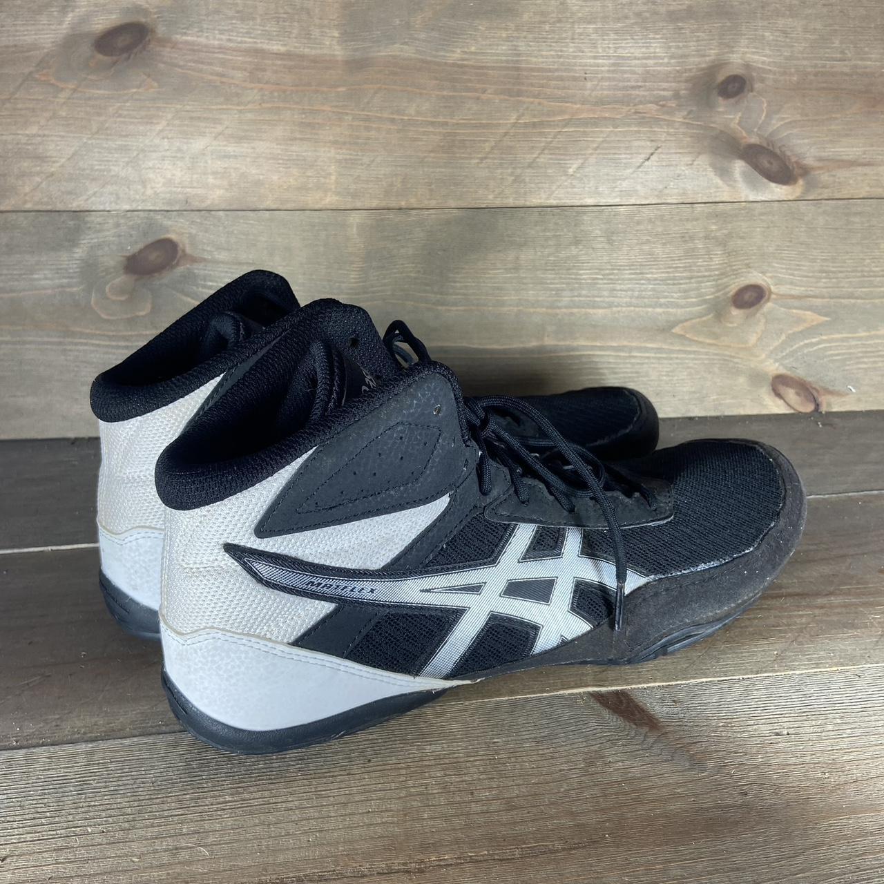 ASICS matflex 6 Mens size 12 wrestling shoes black... | Depop