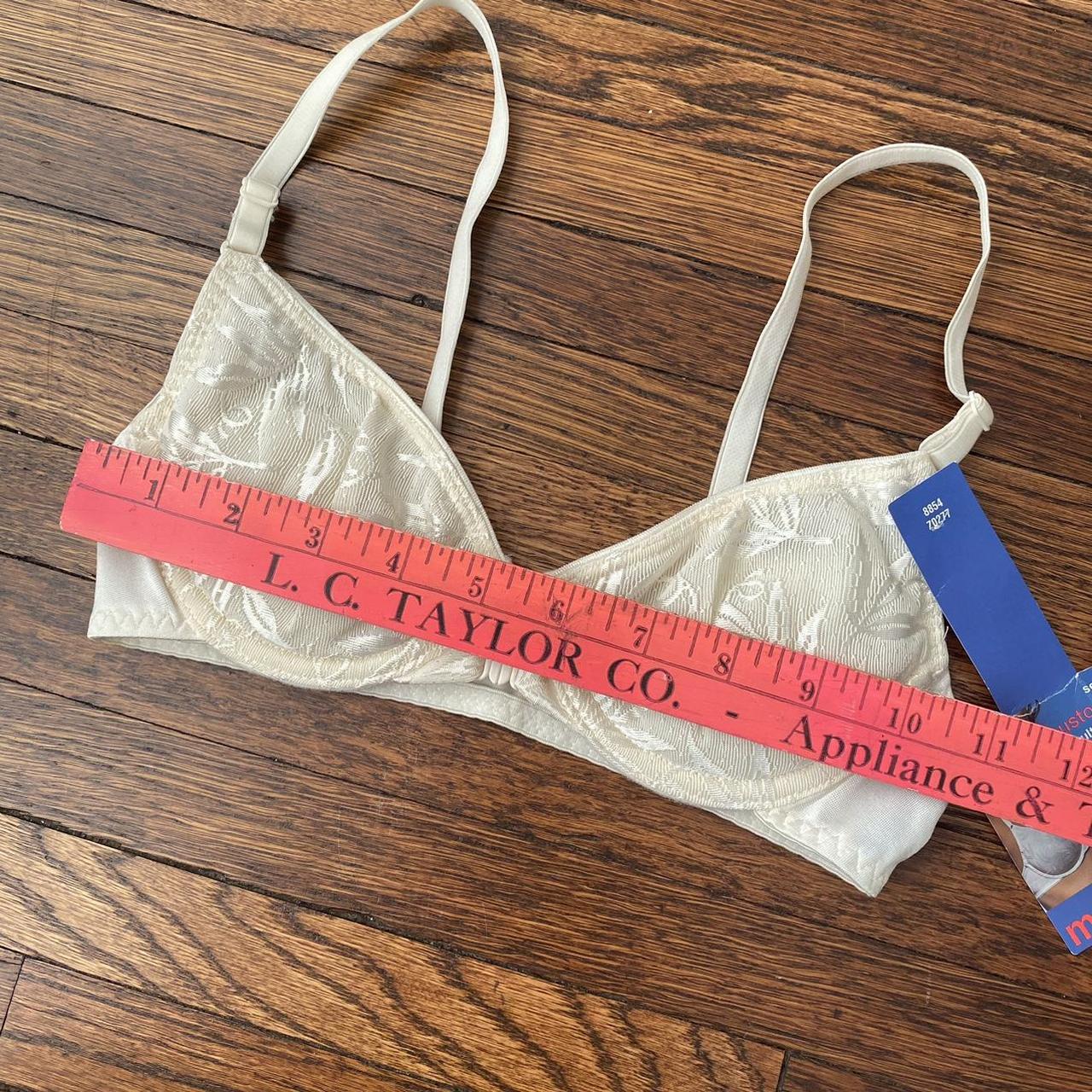 deadstock lace demi bra brand : maidenform ... - Depop