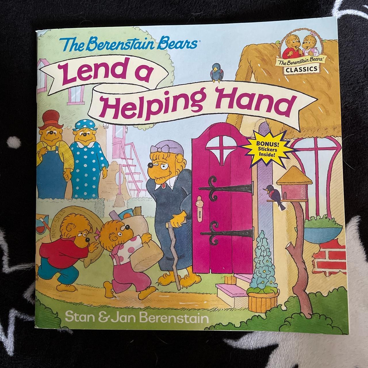 The berenstain bears lend a helping hand book. In... - Depop